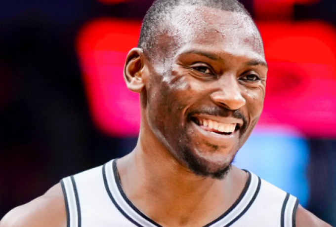 Συνεχίζει στους Σπερς ο Μπιγιόμπο | SDNA